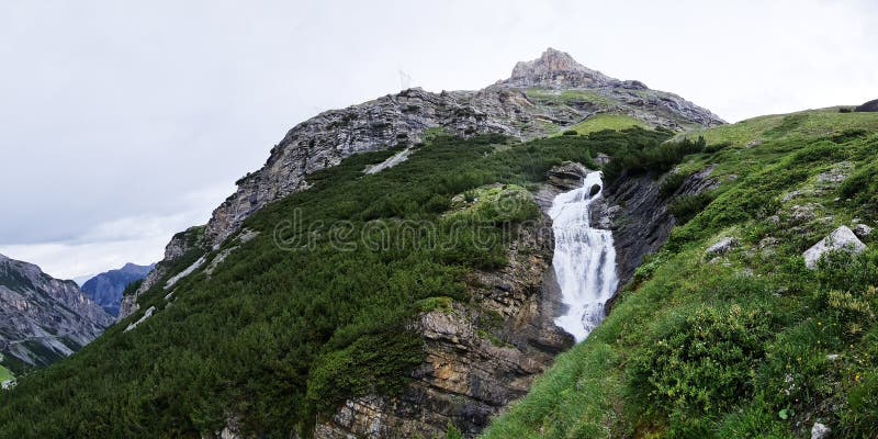 Water Flowing through the Mountains , Beautiful Nature Background Stock ...