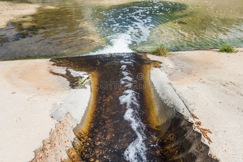 Water Flowing into Retention Pool Stock Image - Image of flow, flowing ...