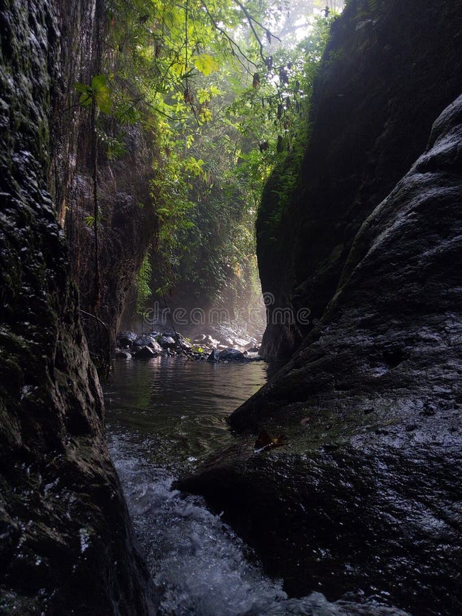 Water Flows between Two Rock Cliffs Stock Photo - Image of flows ...