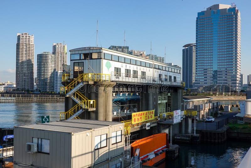 Water gate in Japan Tokyo editorial stock image. Image of urban - 175471474