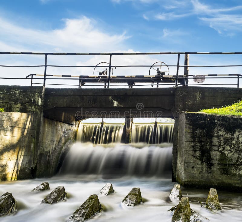 Water Gate in the System of Lakes in Peterhof on a Sunny Day Stock ...