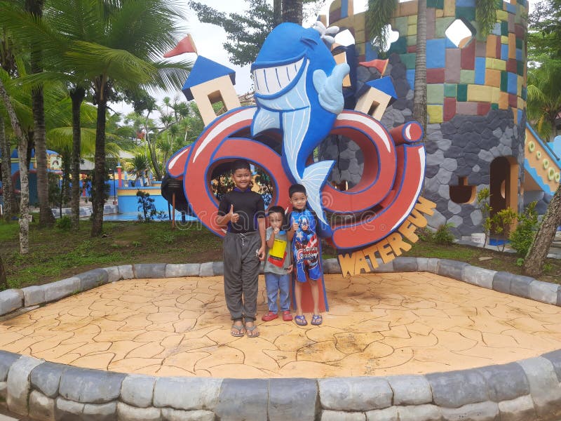 A Water Park Full of Visitors Editorial Stock Image - Image of panorama ...