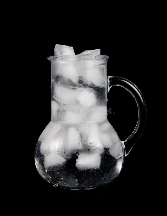 1+ Pitcher glass ice cubes mineral water Free Stock Photos ...