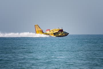 Water plane landing stock image. Image of humidity, water - 7122279
