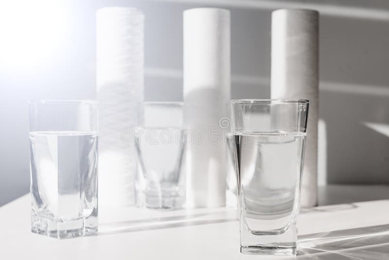 Water Purifier Cartridge and Clean Water. Home Water Purifier System ...