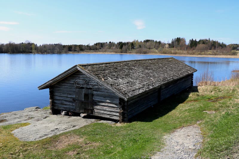 Water, Reservoir, Shed, Shack Picture. Image: 117885574