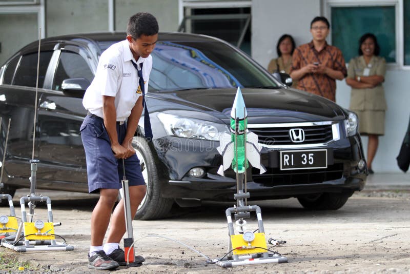 Water Rockets editorial stock image. Image of students - 34612414