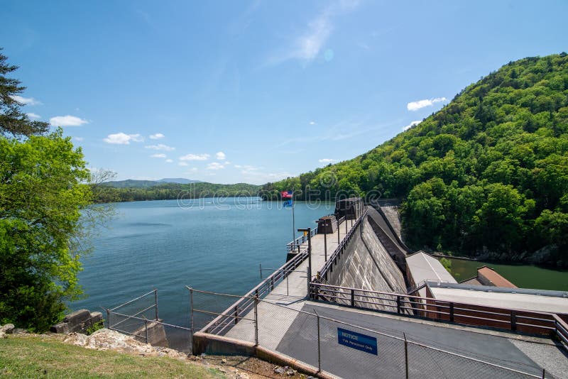 Water Scenes on Lake Ocoee North Carolina Stock Photo - Image of kayak ...