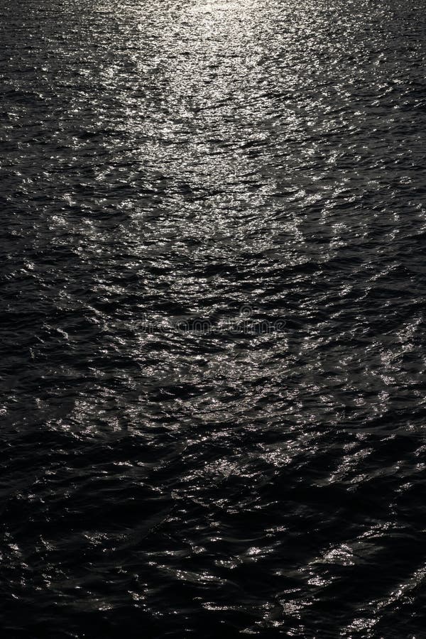 501 Dark Water Waves Texture Reflection Sunlight Natural Background ...