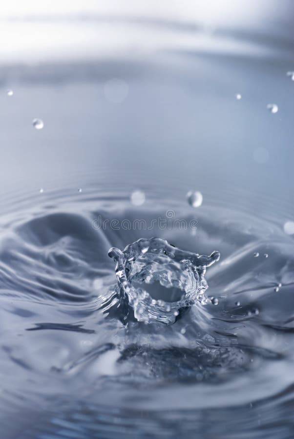 Water Splash with Angular Crown Stock Image - Image of liquid, drip ...
