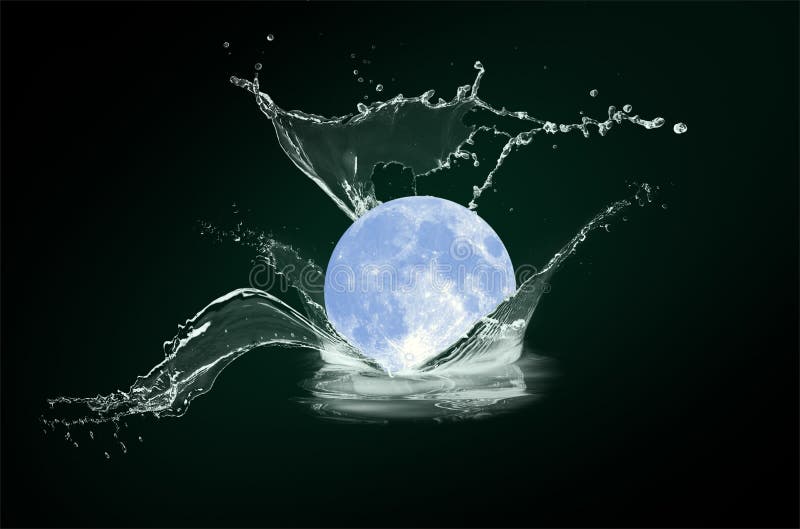 Water Splashes after Blue Moon Fail Down into the Water Stock ...