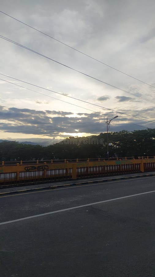 Water Sun Morning Reflection Wall Stock Image - Image of sunlight ...