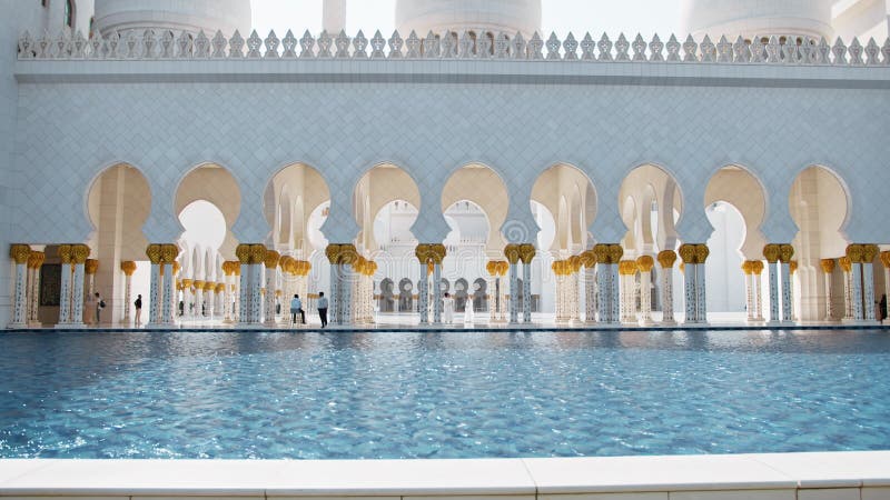 Water Under Sunlight in the Sheikh Zayed Mosque Stock Footage - Video ...