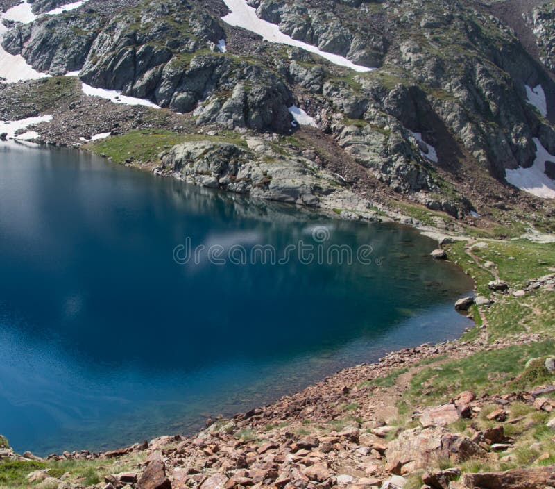 The Water is Very Cold in the Mountain Lake Stock Image - Image of peak ...