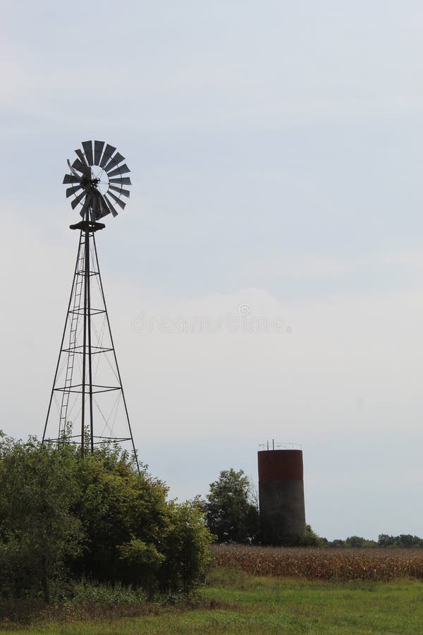 Windmill, Silo and barn stock photo. Image of windmill - 39901932