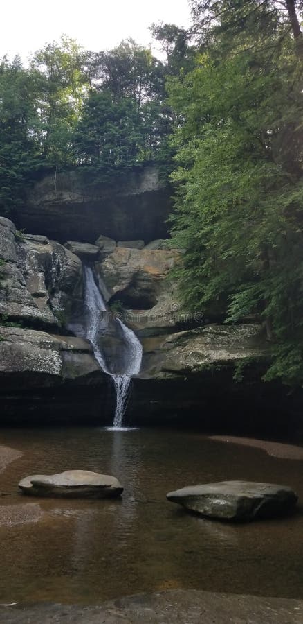 Waterfall ash falls stock image. Image of hike, falls - 120660883