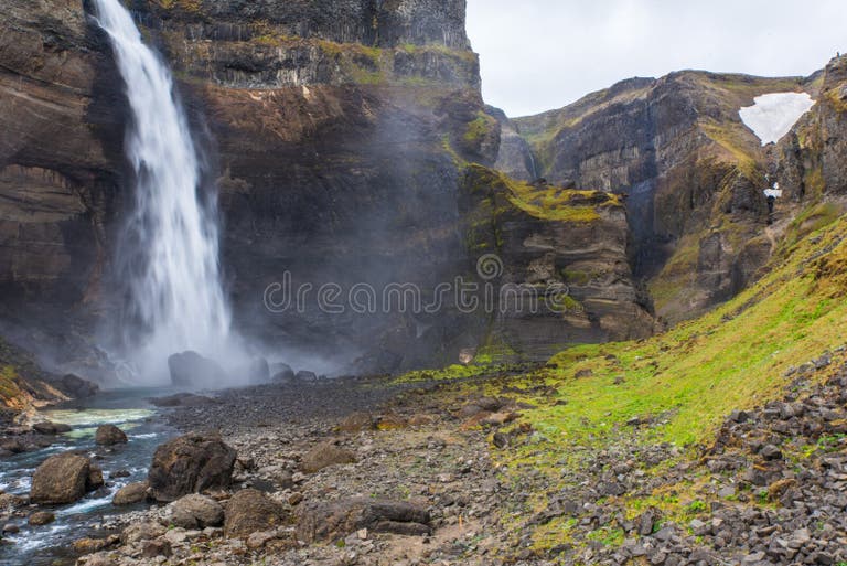 Waterfall Basin stock image. Image of green, basalt - 282656173