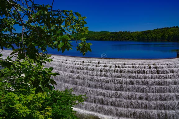 The Waterfall on the Croton Dam Stock Image - Image of america, pond ...