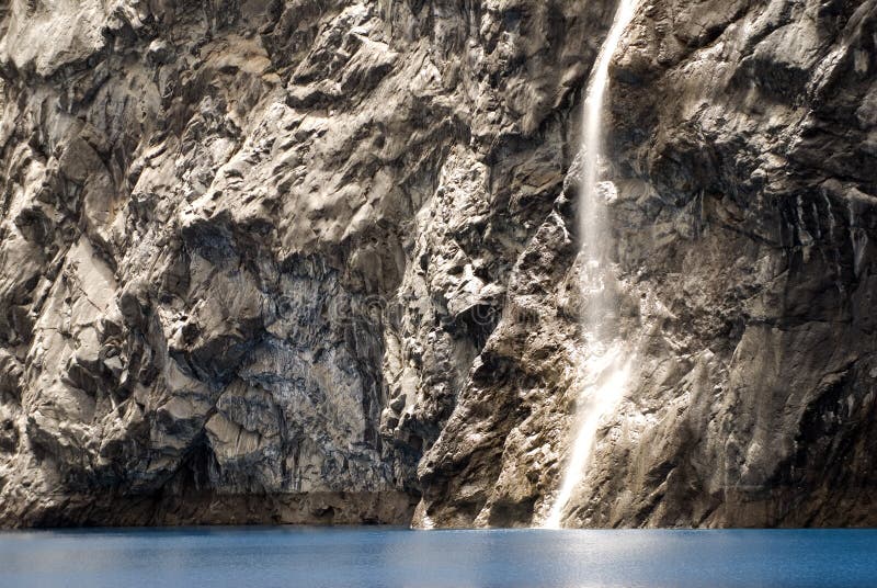 Waterfall in Laguna 69 stock photo. Image of america - 20910038