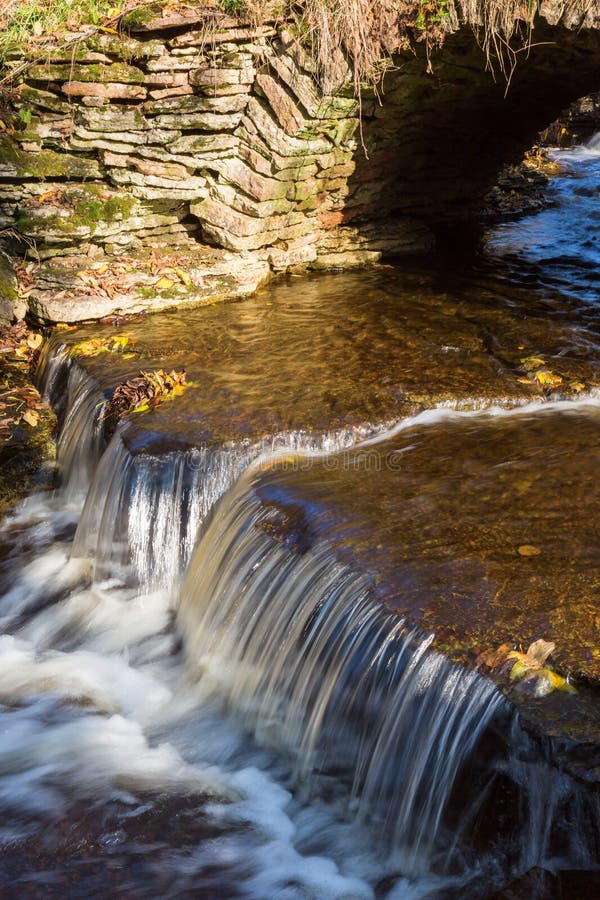 Old stone bridge stock image. Image of deciduous, architecture - 6154537
