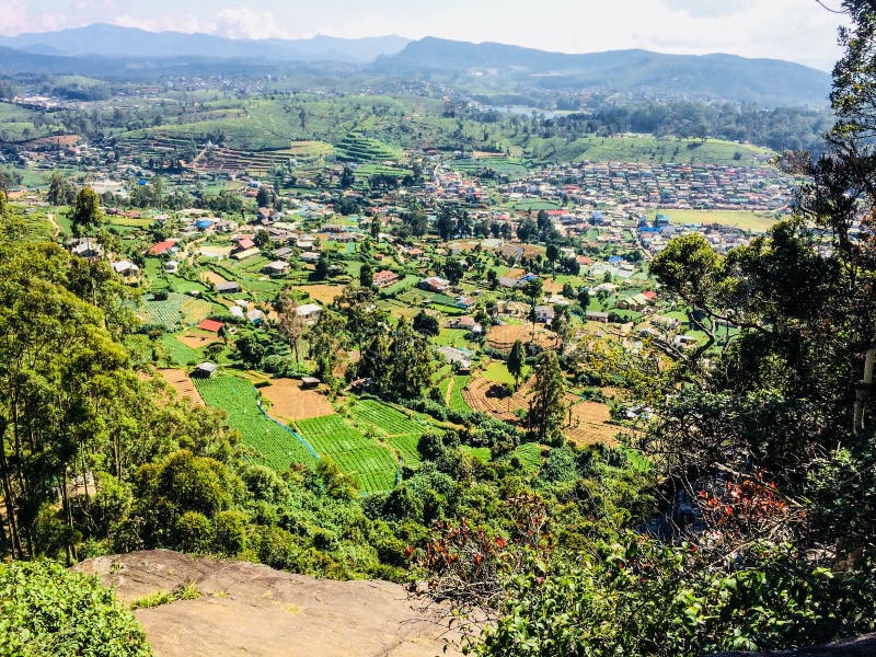 Waterfall Point at Lovers Leap Falls at Piduruthalagala Forest Reserve ...