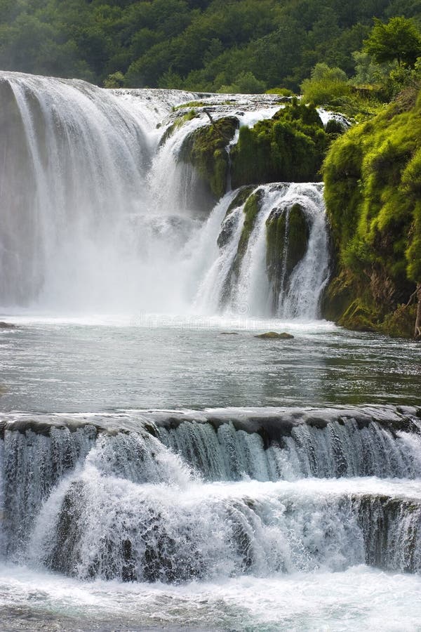 Waterfall on Una river stock photo. Image of boat, soak - 13598942