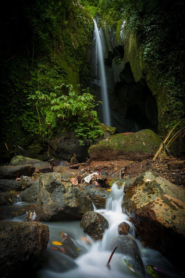 Waterfall with Water Flow in the Foreground on the Rocks Stock Photo ...