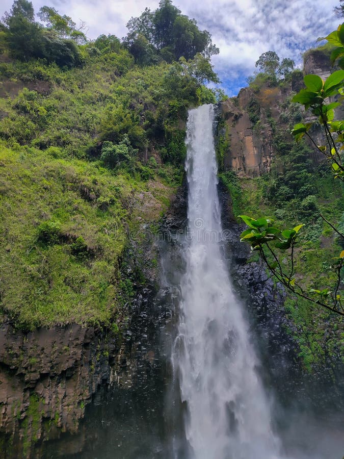 Waterfalls on cliffside stock photo. Image of beautiful - 262773718