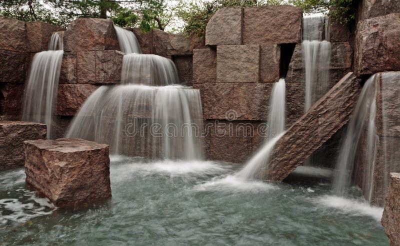 Waterfalls at FDR Memorial editorial photography. Image of tourists ...
