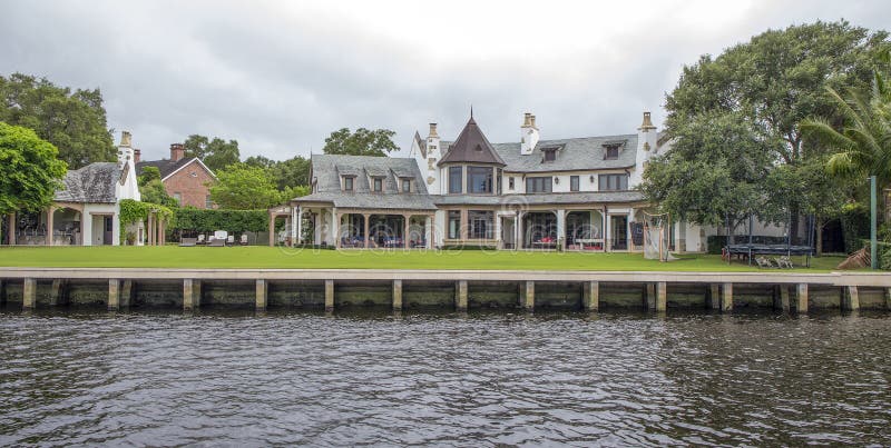 Waterfront real estate editorial photography. Image of home - 73777047