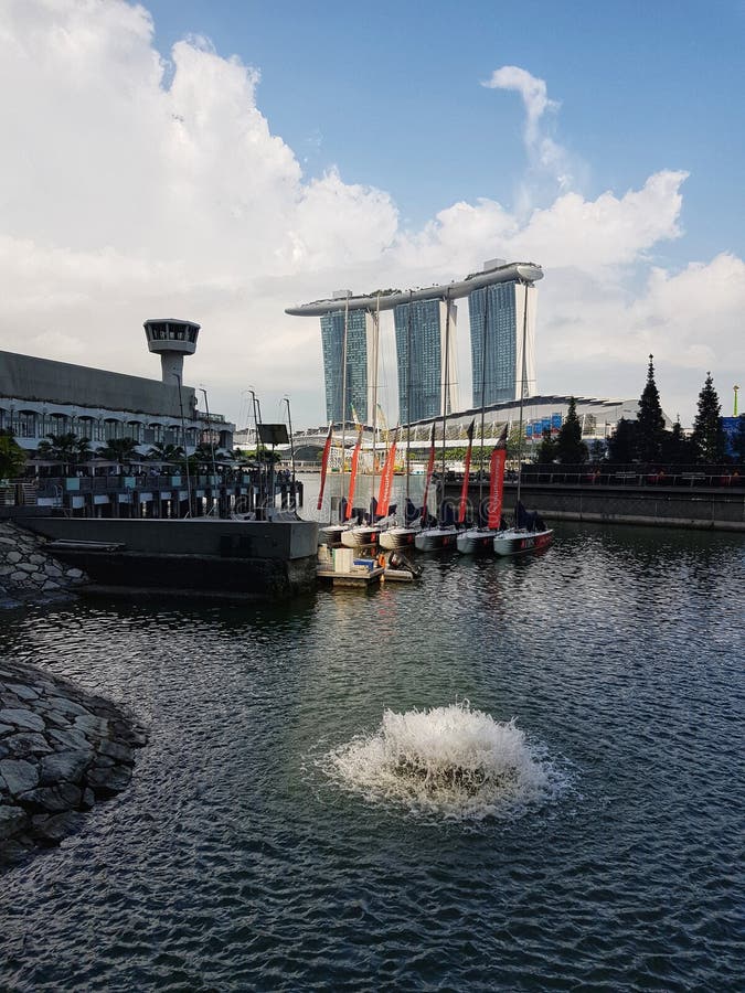 Waterfront view editorial image. Image of singapore - 136095115