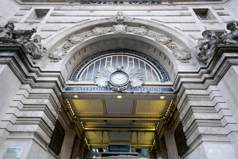 Waterloo Station editorial image. Image of decoration - 63420450