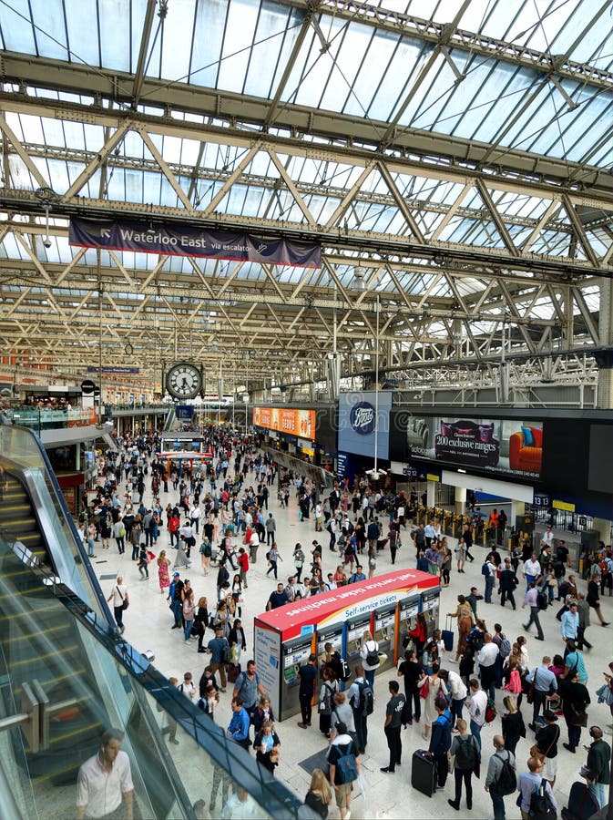 Waterloo Station editorial stock image. Image of london - 97887879