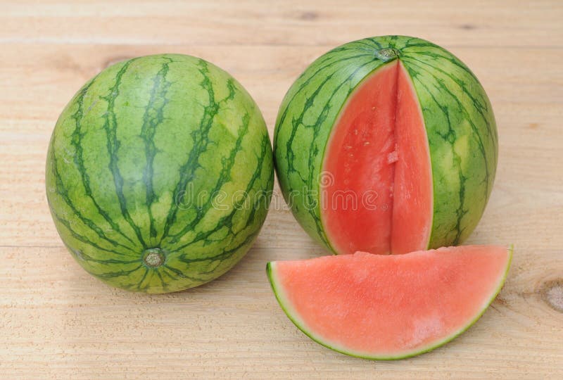 Groene meloen stock foto. Image of rijp, nave, helder - 30906670