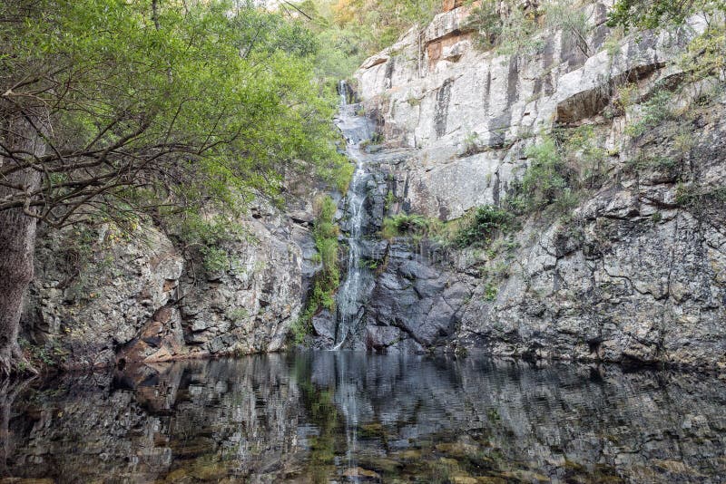 Waterval in De Blyde River Canyon Stock Foto - Image of zonnig ...