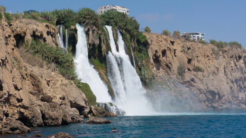 Waterval in Middellandse Zee Antalya, Turkije Stock Afbeelding - Image ...