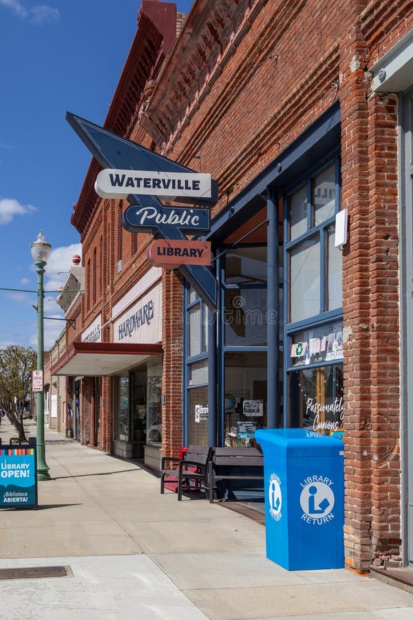 Waterville Public Library in Downtown Editorial Image - Image of travel ...
