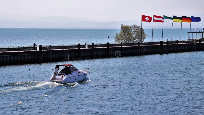 Waterway, Water, Water Transportation, Sea Picture. Image: 118325085