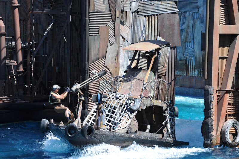 Waterworld-Show Bei Universal Studios Holliwood Redaktionelles Bild ...