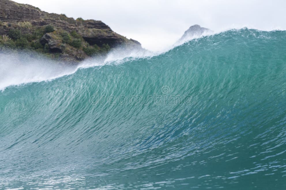 Wave Crest stock photo. Image of surf, crest, coast, piha - 58375018