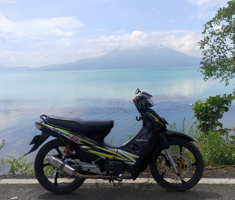 Wave 100 Supra Fit editorial photo. Image of supra, honda - 295099136