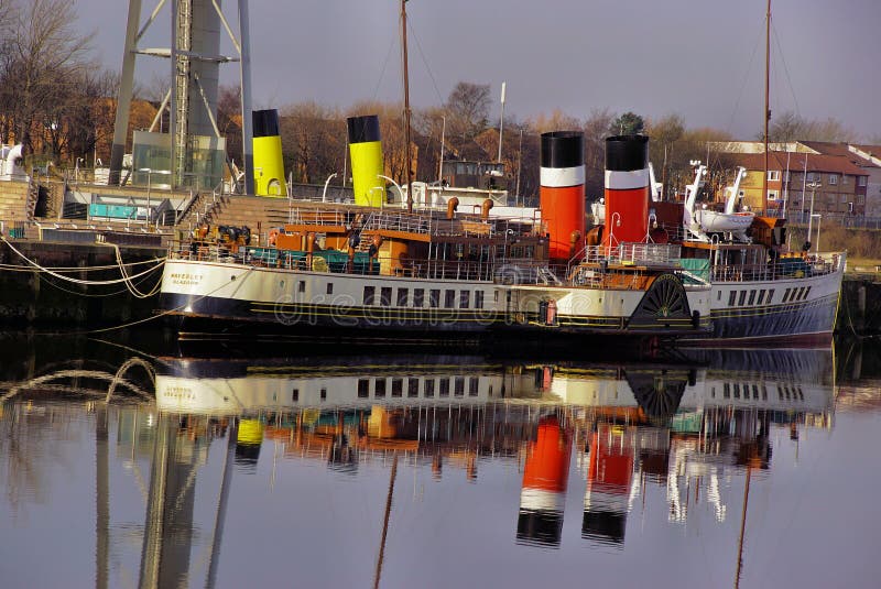 The Waverley Paddle Steamer Goes Back To Its Origin Editorial Photo ...