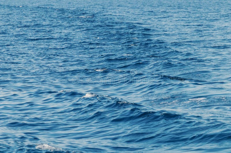 Waves Behind a Boat, Patterns of Waves Stock Illustration ...