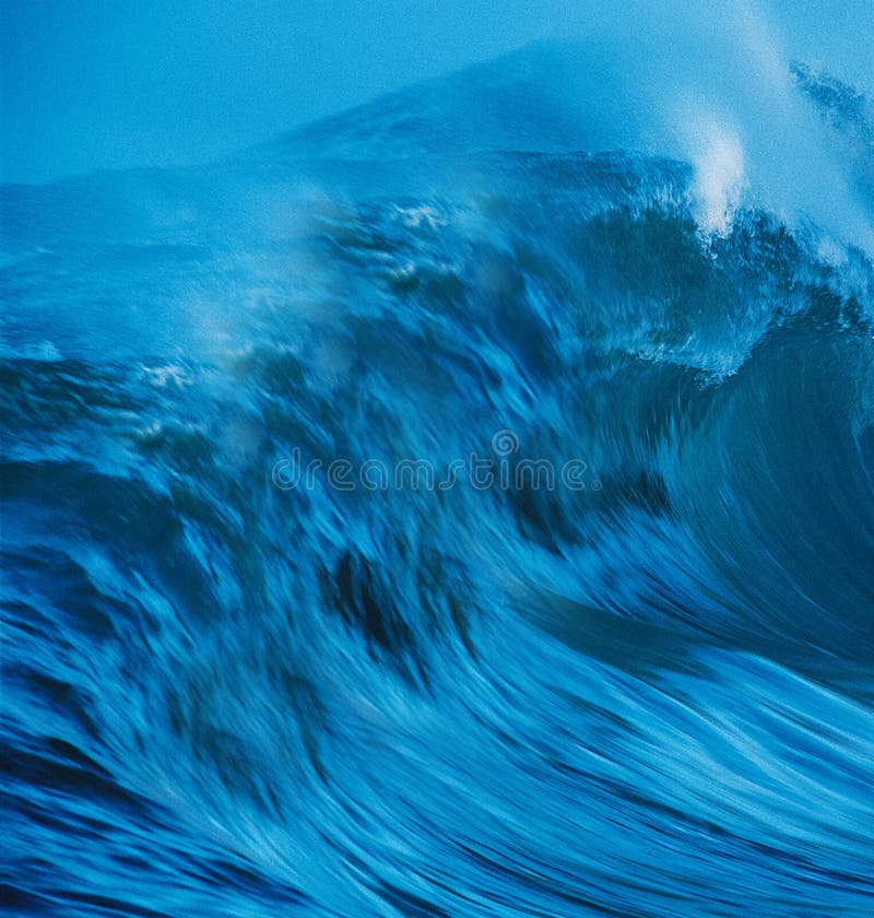 Waves Breaking on the Shore Stock Image - Image of coast, ocean: 127685275