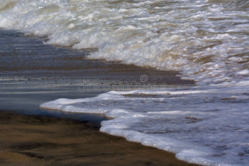 Waves Washing Up Onto the Shore Stock Image - Image of beauty, motion ...