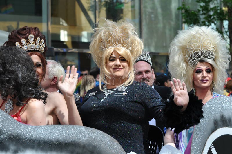 Waving drag Queens editorial photography. Image of women - 31616487