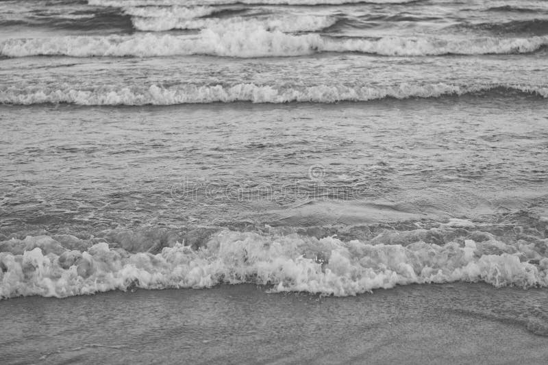 Wavy Beach in Summer. Wavy Beach Seascape. Wavy Beach in Summertime ...
