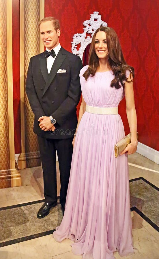 Wax Figures of Prince William and Kate Middleton in Manhattan Editorial ...