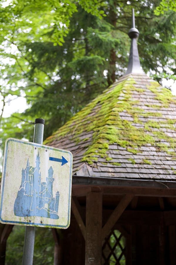 The way to Castle stock photo. Image of historic, castle - 60206172