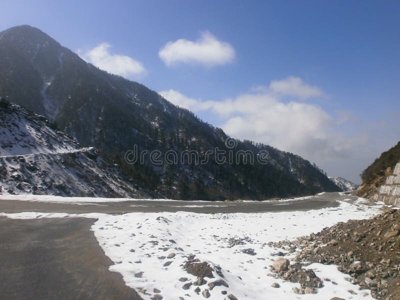 On the way to nathula stock image. Image of beautiful - 56573473